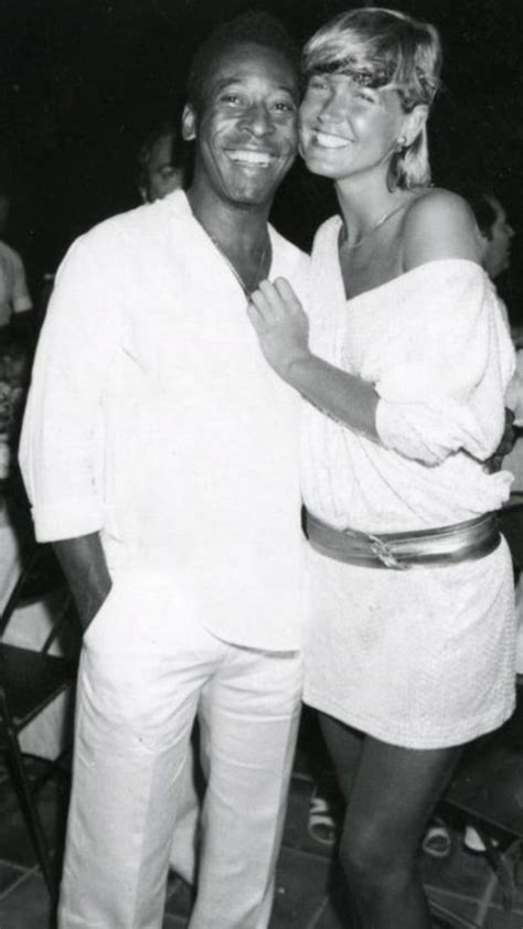 Apresentadora Xuxa Miss Brasil cantora Relembre os amores de Pelé