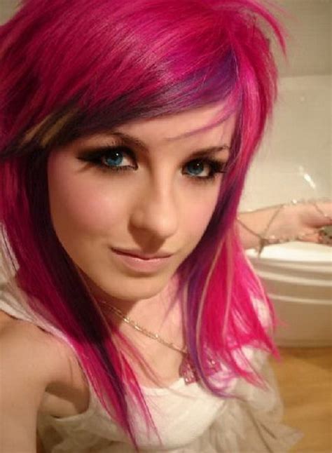 Teasing Emos Play With Their Cams
