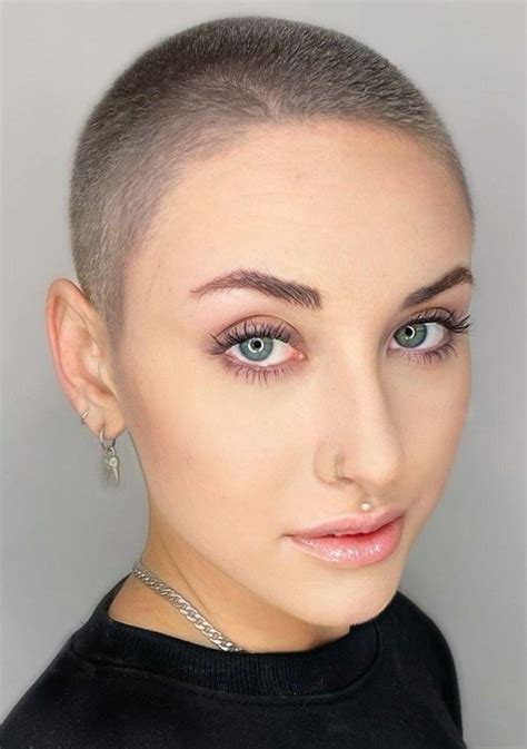 Best Cropped Haircuts For Women The Right Hairstyles Hair Cuts