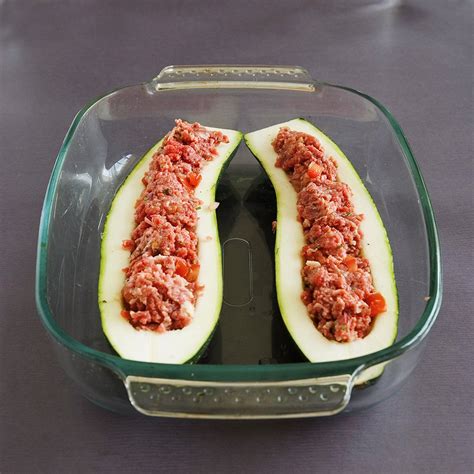 Recette courgettes et tomates farcies à la provençale Marie Claire