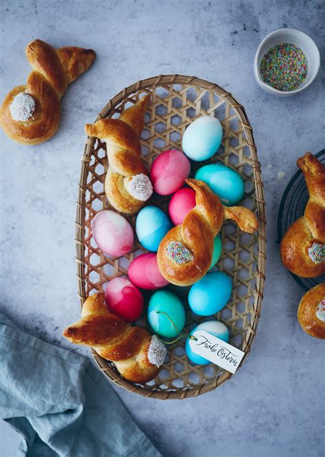 Osterhasen Hefegebäck Rezept Zucker Zimt und Liebe