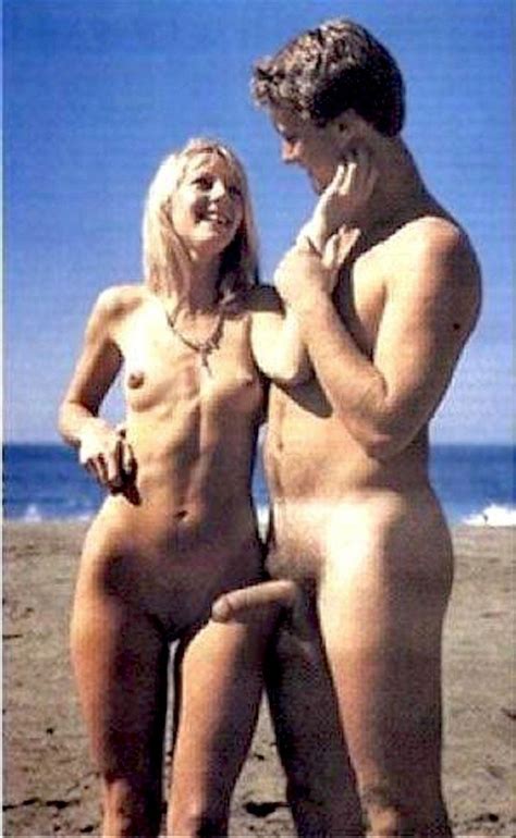Girls Stare Naked Penis Hot Nude