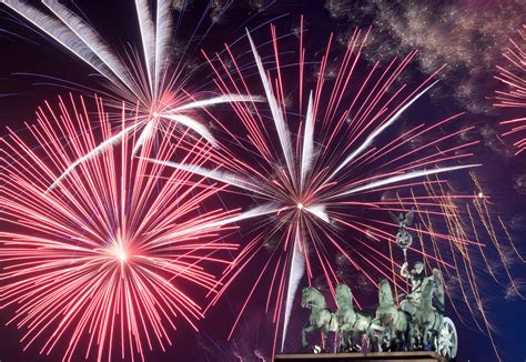 Neujahr Silvester Beste Grüße und Sprüche für WhatsApp
