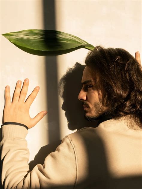 6 Cara Cepat Memanjangkan Rambut Pria Perhatikan Shampoo Yang