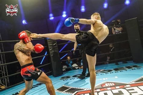 MMA SPEKTAKL U SREMSKOJ MITROVICI Održan Megdan 8 KURIR TV