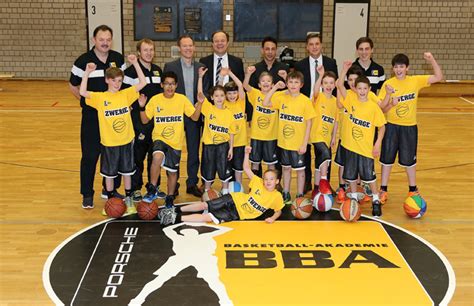 Mit Porsche Den Turbo Starten Basketball Akademie Ludwigsburg