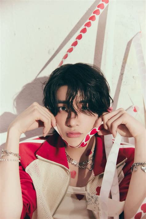 Pin auf K POP BABAS in 2024 Kpop hintergrundbild Kpop Ästhetik