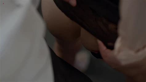 Kathleen Robertson Nuda 30 Anni In Boss
