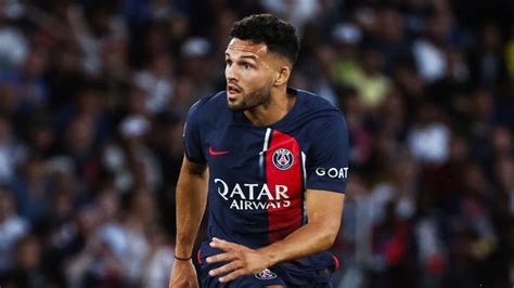 Gonçalo Ramos assinou em definitivo pelo PSG até 2028