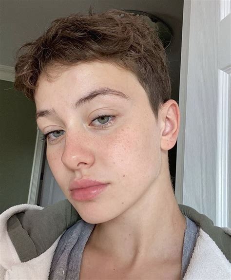 Pin Di Sana Su Quick Saves Nel 2024 Idee Per Capelli Capelli