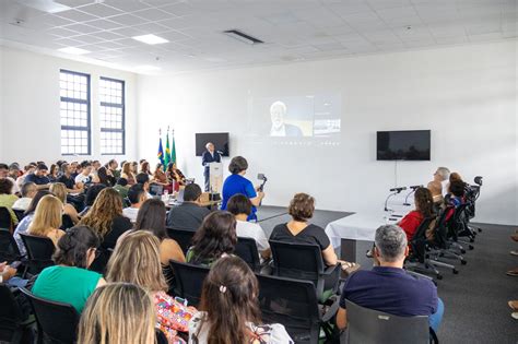 SEE participa da cerimônia de encerramento do curso de especialização