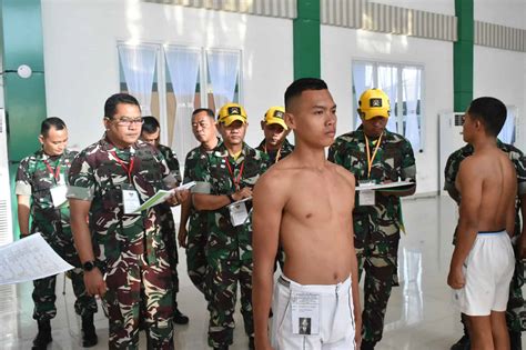 Danrem 043 Gatam Pimpin Sidang Parade Calon Tamtama PK TNI AD Reguler