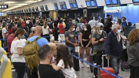 Aeroparque Vivi Una Jornada De Cancelaciones Y Demoras