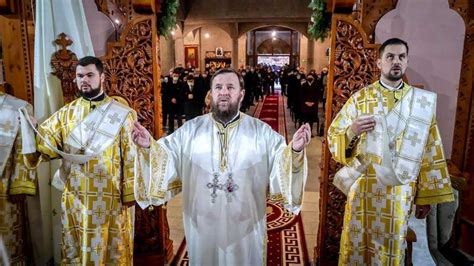 Sfânta Liturghie Arhierească la biserica Nașterea Domnului Satu