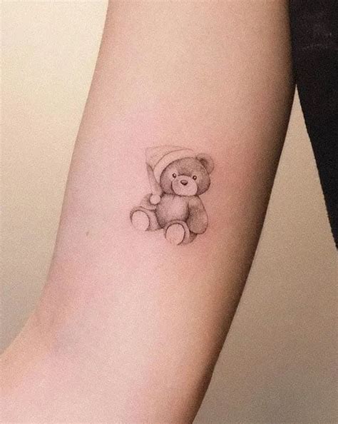84 Unique Small Tattoos For Women With Meaning