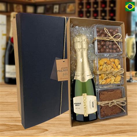 Kit Espumante Chandon Baby Cesta Premium