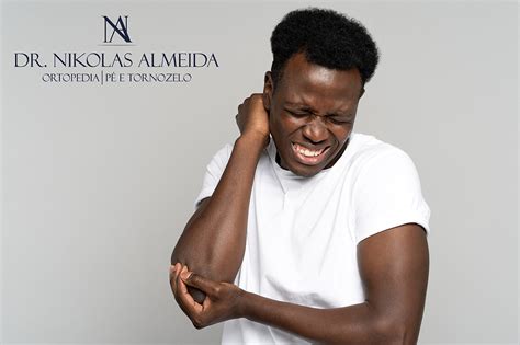 Dores no cotovelo o que pode ser Dr Nikolas Almeida Cirurgião do