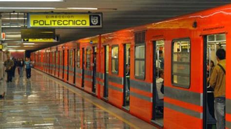 Imágenes fuertes Hombre se arroja a las vías del Metro en la Línea 5 y