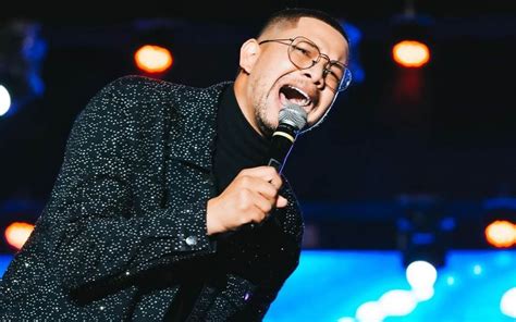 Cantor Gospel Sofre Infarto Fulminante Durante Show E Morre Aos Anos