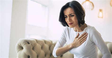 Doctor Explains What Those Random Chest Pains You Get Are The Premier
