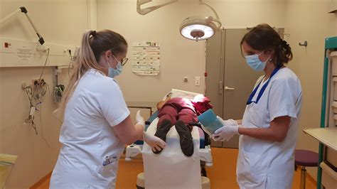 Toul Dans les coulisses de lhôpital 2 10 en immersion une journée