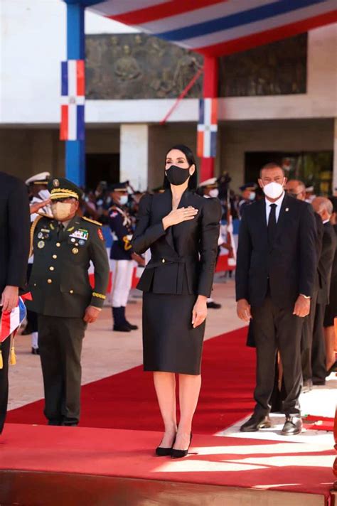 Raquel Arbaje Primera Dama De Buen Vestir Diario Libre
