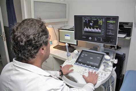 Ecografía General Doppler Color y 5D Imagen Diagnóstica