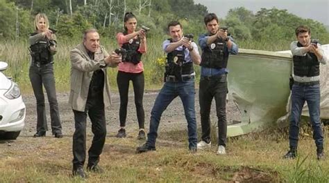 Arka Sokaklar Ne Zaman Ba L Yor Yeni B L M Bu Ak Am Var M Arka
