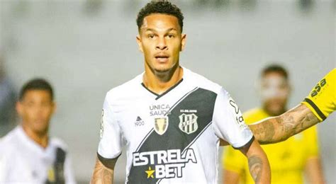 Vila Nova acerta contratação de lateral que estava na Ponte Preta