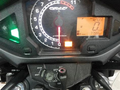 Top Lampu Indikator Oli Motor Vario Menyala