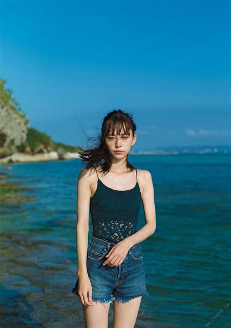 Hiroe Igeta 井桁弘恵 1st 写真集 My Girl Set 02 EVERIA CLUB