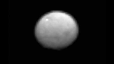 La sonde Dawn capture de premières images de la planète naine Cérès