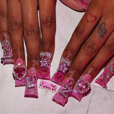 Pink On Twitter Big Pink 🎀