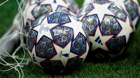 Champions League Fase A Gironi Le Partite In Chiaro Su Mediaset