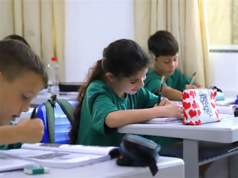 Município assina adesão ao Programa Escola em Tempo Integral 2023