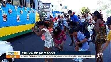 CETV 1ª Edição Juazeiro do Norte Romeiros fazem a festa de quem