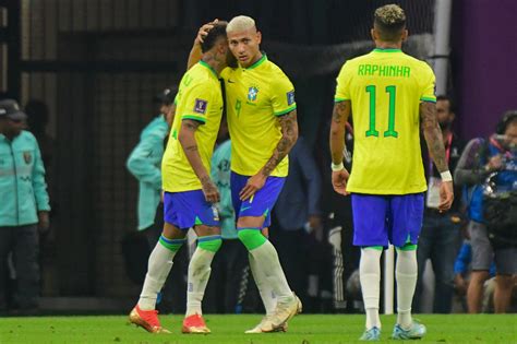 HZ De Richarlison a Neymar veja os salários dos jogadores da Seleção