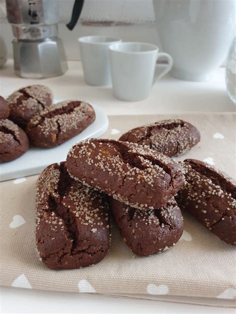 Biscotti Da Inzuppo Al Cacao Rosly A Passion For Pastry
