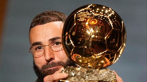 Ballon D Or Karim Benzema Gewinnt Fu Ball Auszeichnung Stern De