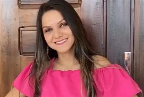 Cantora de forró e marido morrem afogados ao tentar atravessar ponte no