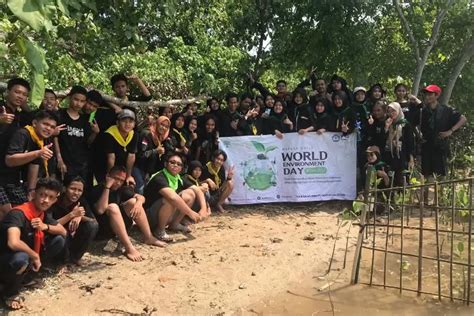 Pecinta Alam Lampung Tanam 1000 Pohon Mangrove Peringati Hari