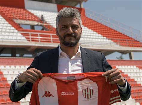 Por qué es tendencia on Twitter Gustavo Munúa Porque dejó de ser