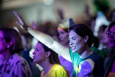 Relembre momentos marcantes da eleição mais acirrada da história do Brasil