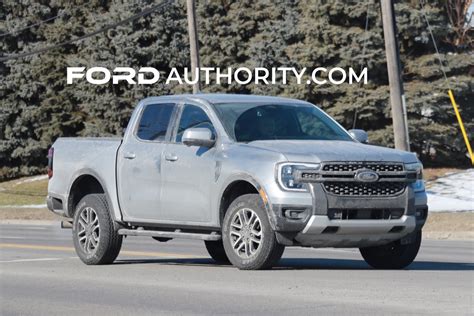 2024 Ford Ranger XLT Spotted With Chrome Rear Bumper Steps