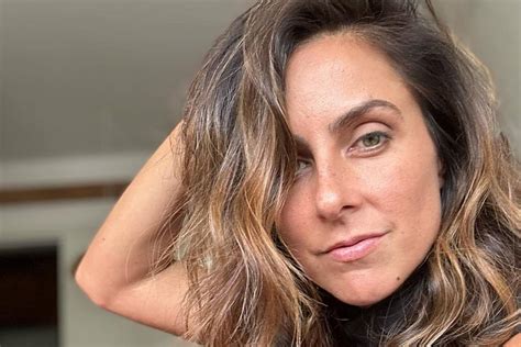 Carol Barcellos se manifesta após ex de Marcelo Courrege expor traição
