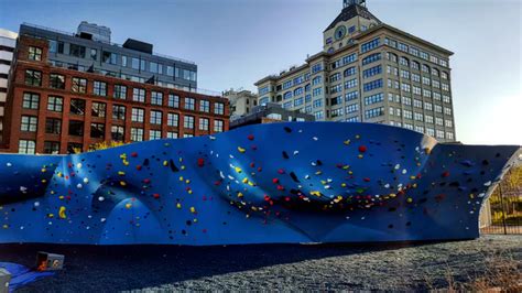 25 Must Do Adventures In New York Bouldering Rock Climbing Gym Outdoor