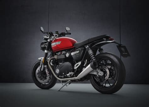 First Look At The 2021 Triumph Speed Twin More Power Tech Better