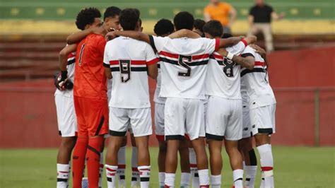 São Paulo é superado pelo Fluminense e fica o vice da Copa do