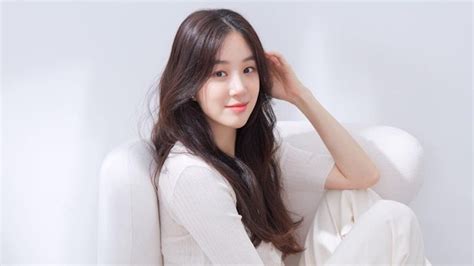 Cara Membuat Wajah Glowing Dengan Baby Oil Dan Air Mawar Nesiaverse