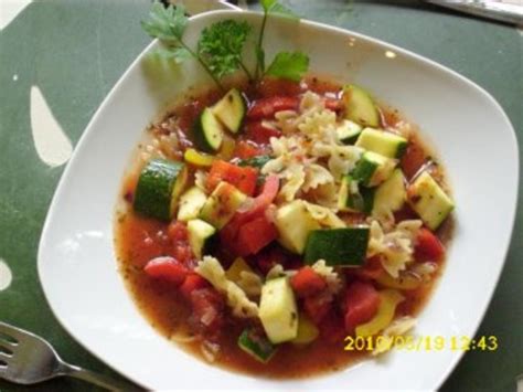 Suppe Mediterraner Gem Se Und Nudeleintopf Rezept Kochbar De
